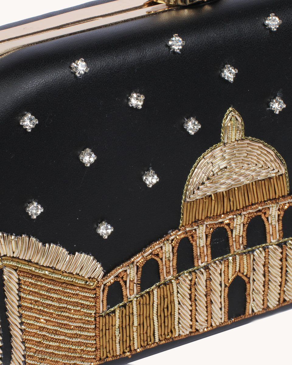 LANDMARK Black – MINZA